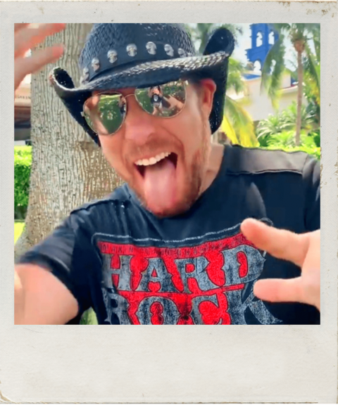 In Memory - Smoke's Poutinerie - Global Domination of Poutine